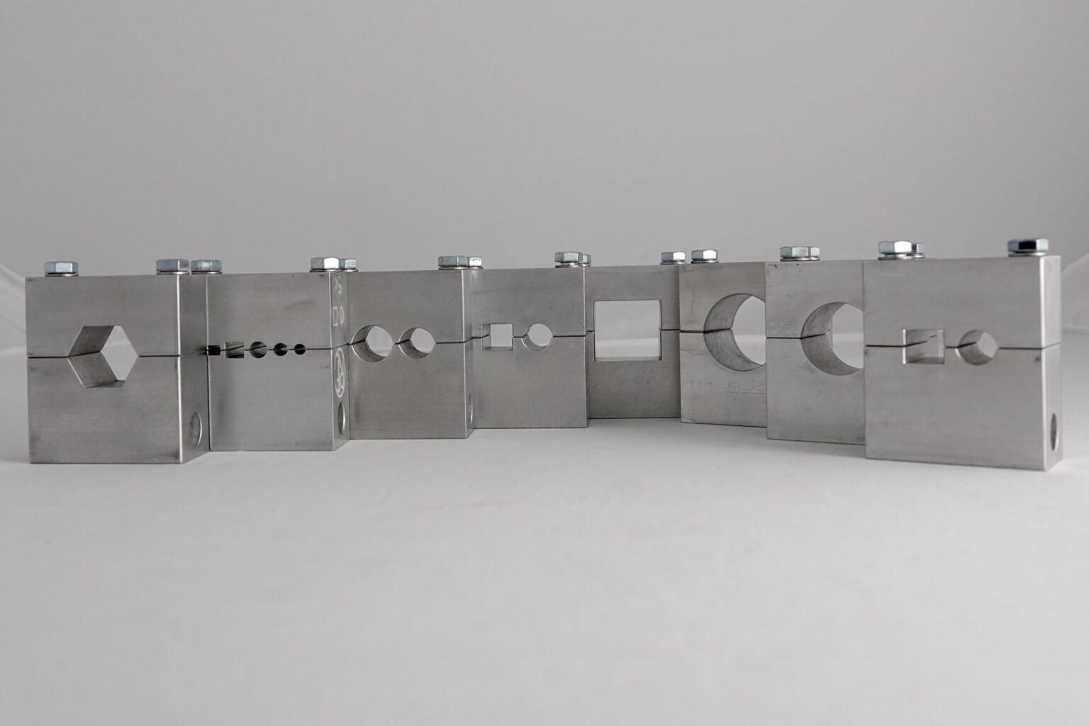 1.25" Round Tube Die Bundle (7/8 Pin) - Rogue Fabrication