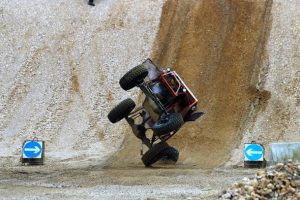 Off-Roading 101 - Driving Tips and Equipment | Rogue Fabrication